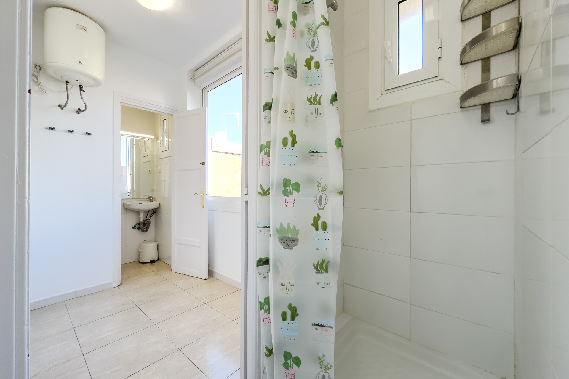 Live Further – Room - Bali Lux